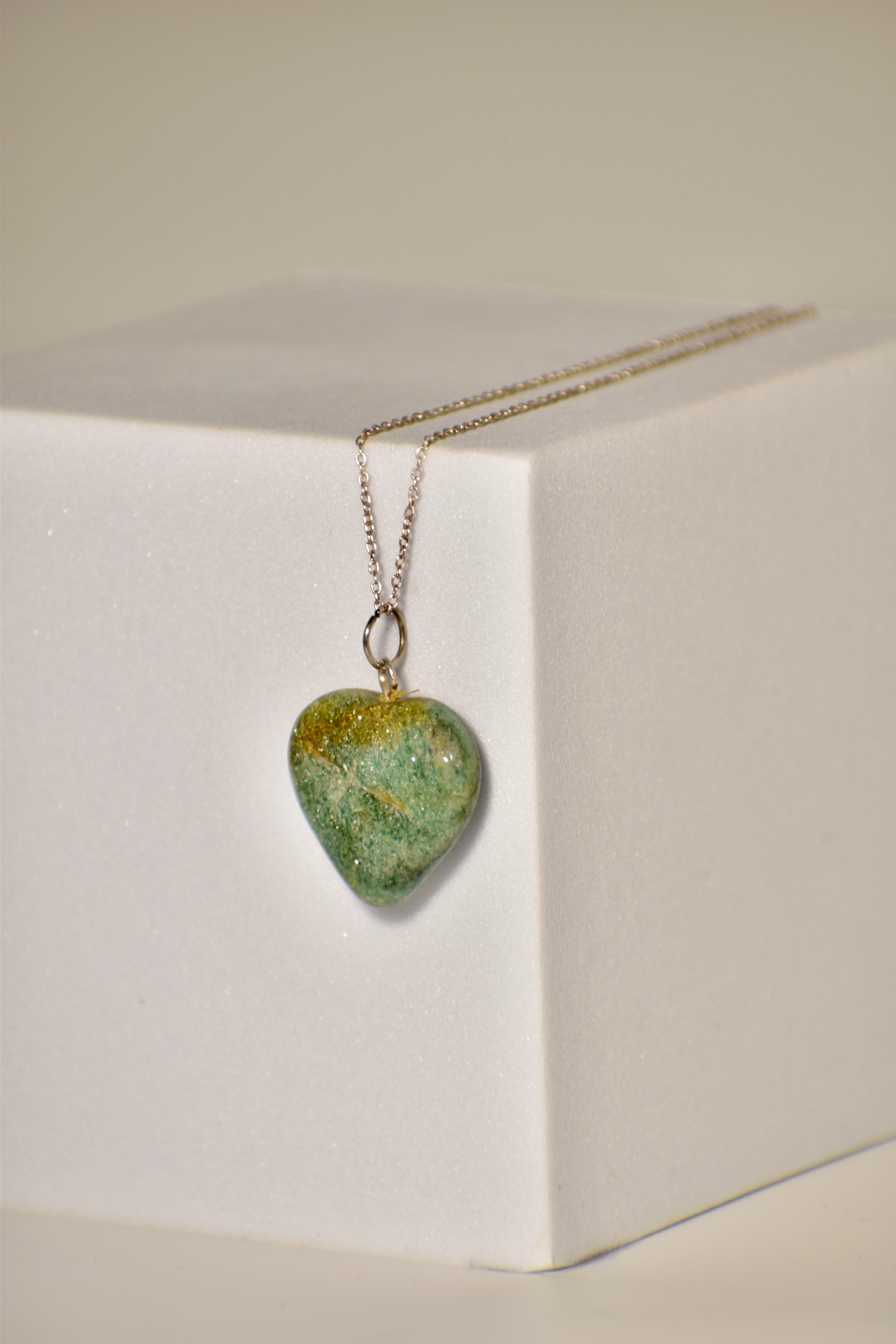 Green Aventurine Heart Chakra Heart Necklace – Aatmann